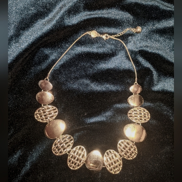 Liz Claiborne | Jewelry | Vtg Liz Claiborne Gold Toned Multi Waffle ...